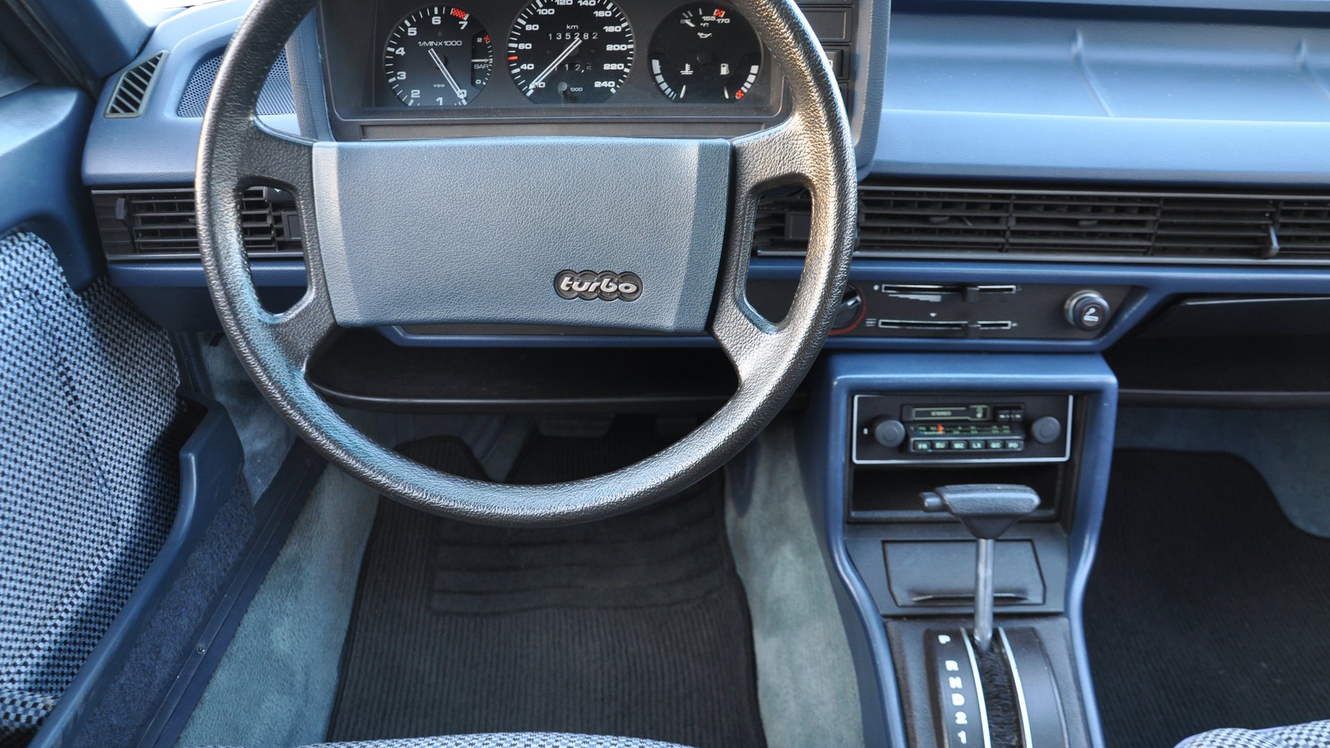 Audi 200 5T Turbo | Carracho-Classics